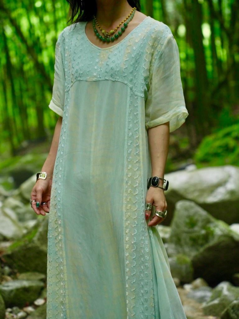 Cosmo Nostalgia Clothes – IKINA MARKET